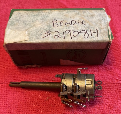 NOS Bendix 219081-1 Tuner Knob / Volume Knob ? Vintage Ford Radio ...