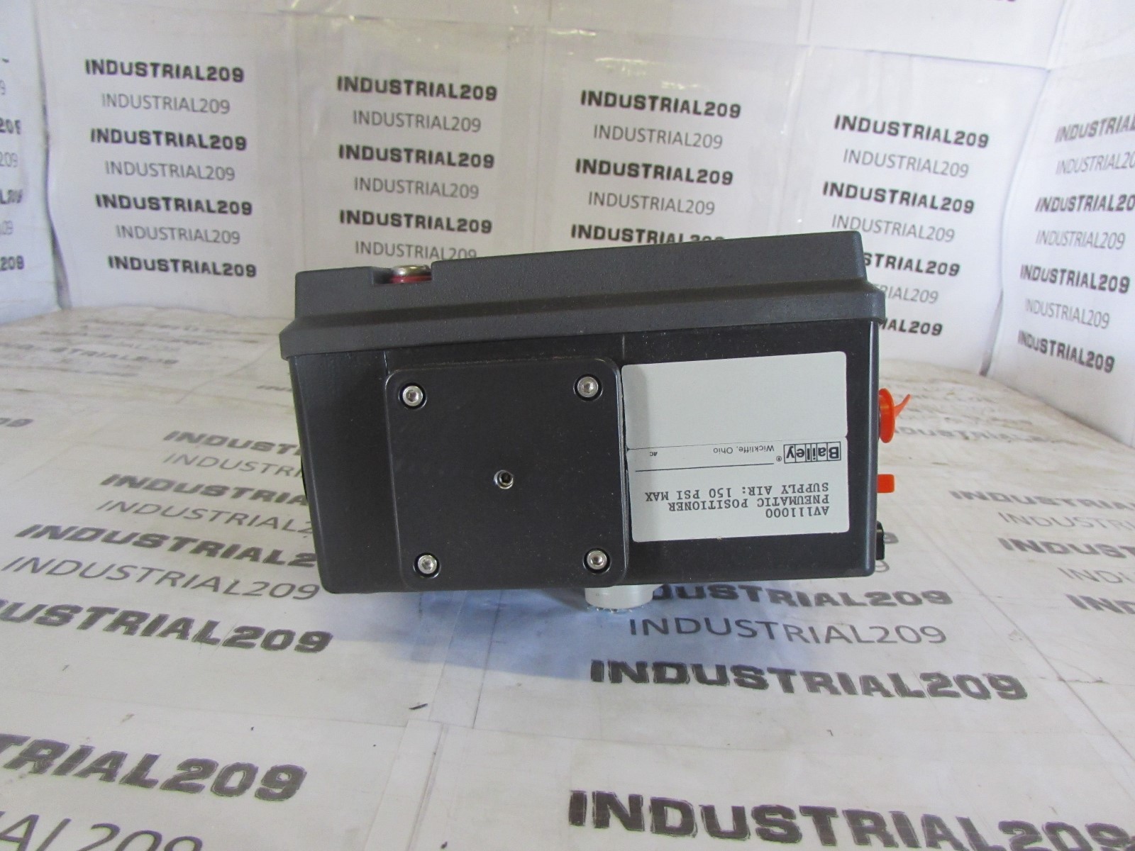 BAILEY PNEUMATIC VALVE POSITIONER AV111000 NEW IN BOX | eBay