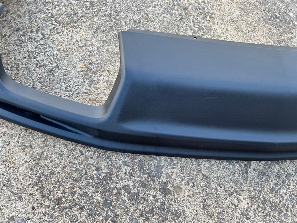 84054988 2020 2021 2022 2023 chevy camaro rear oem bumper lower valance ...