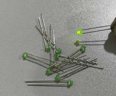 200pcs New 1.8mm Green Diffused LED 1000mcd Leds Light + Resistors for ...