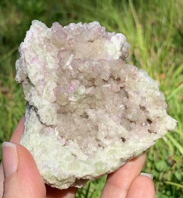 BEAUTIFUL SPARKLING PURPLE GREEN VESUVIANITE MIND HEART CONNECTION ...