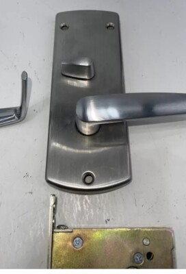 Kaba Electronic Key Card Lock Door Access Hotel Satin Chrome Used Left ...