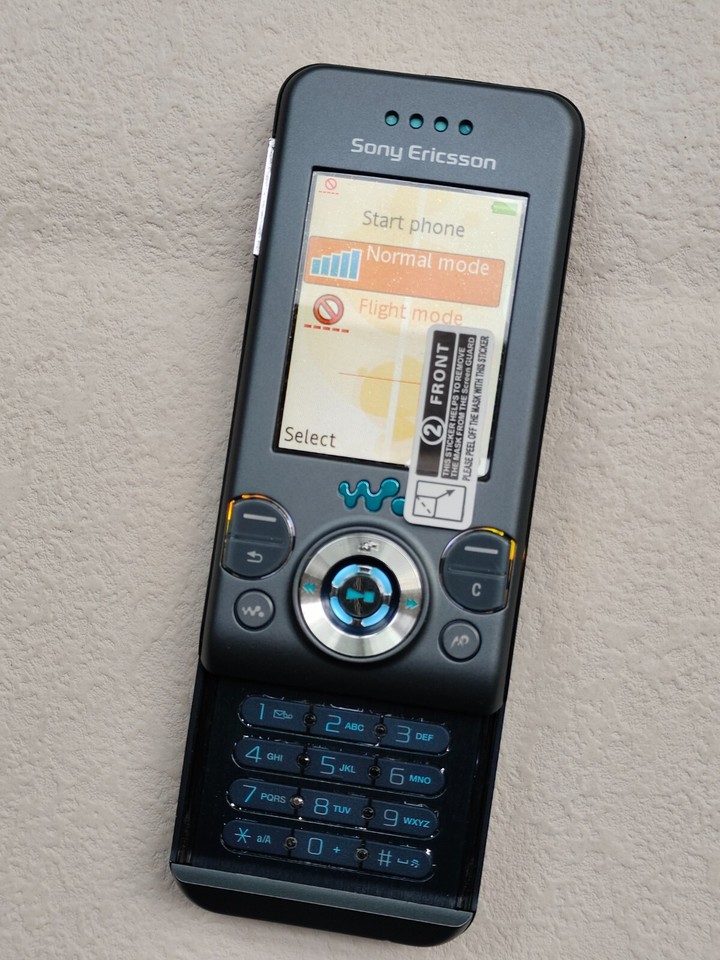 Working Sony Ericsson W580 W580i Fully UNLOCKED 2G Bluetooth Mobile Phone 2MP | eBay