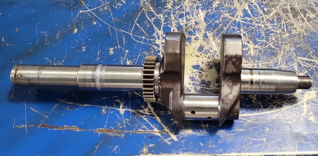 Genuine OEM John Deere UC12440 Crankshaft for sale online | eBay