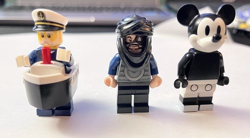 Lot Of 3 Minifigures Mini Figures Mickey Ferry Captain | eBay