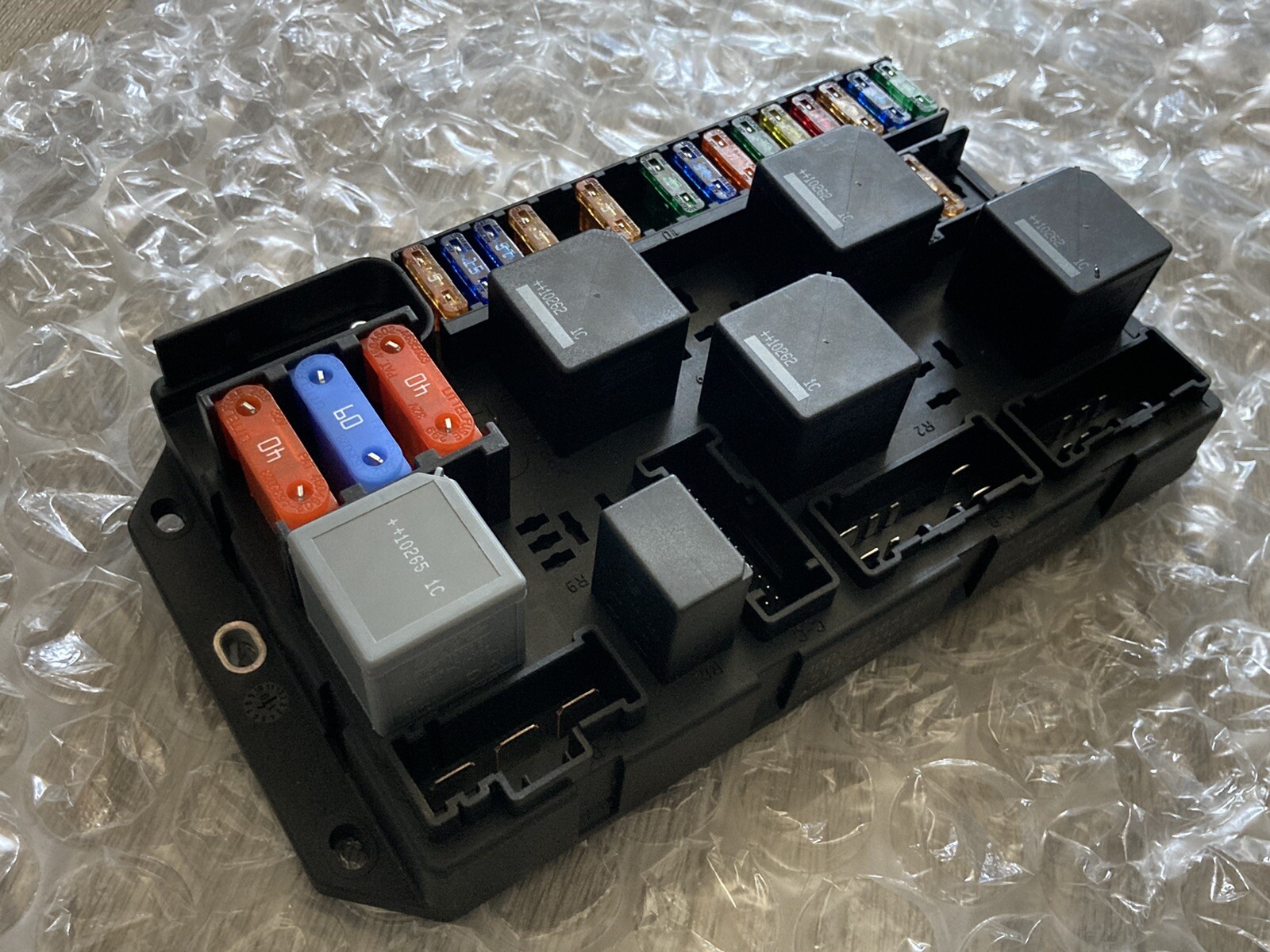 Land Rover Range Rover L322 Fuse Box Module Luggage Compartment Genuine ...