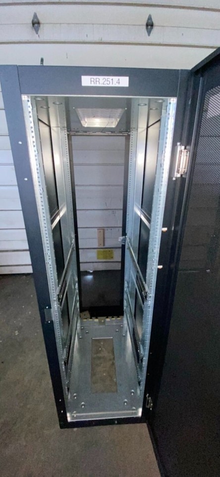 42U Black NetApp Server Rack Cabinet Telecom (S6LLST3134) | eBay