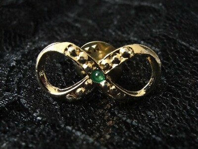 Vintage Signed HC ~ Hattie Carnegie ~ Infinity Knot Pin | eBay