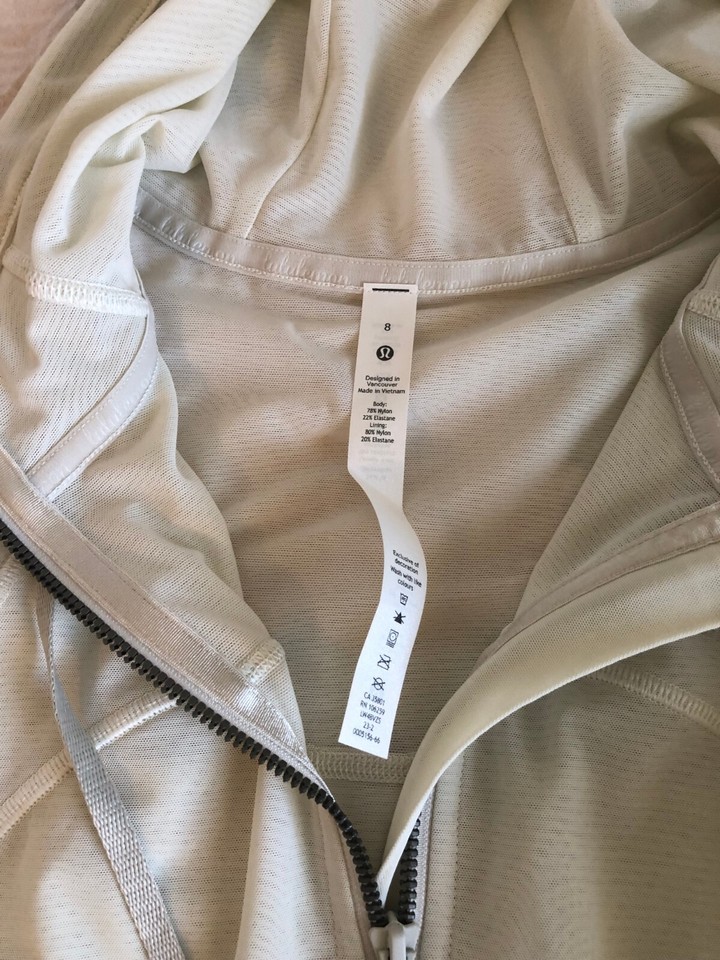New Lululemon Mesh Hooded Cropped Define Jacket Size 8 Bone Color ...