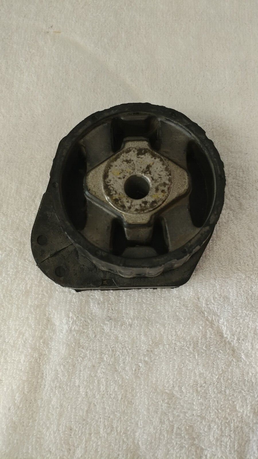 22316773125 ATC300/ATC350/ATC35L Transfer Case Mounting BMW OEM Part | eBay