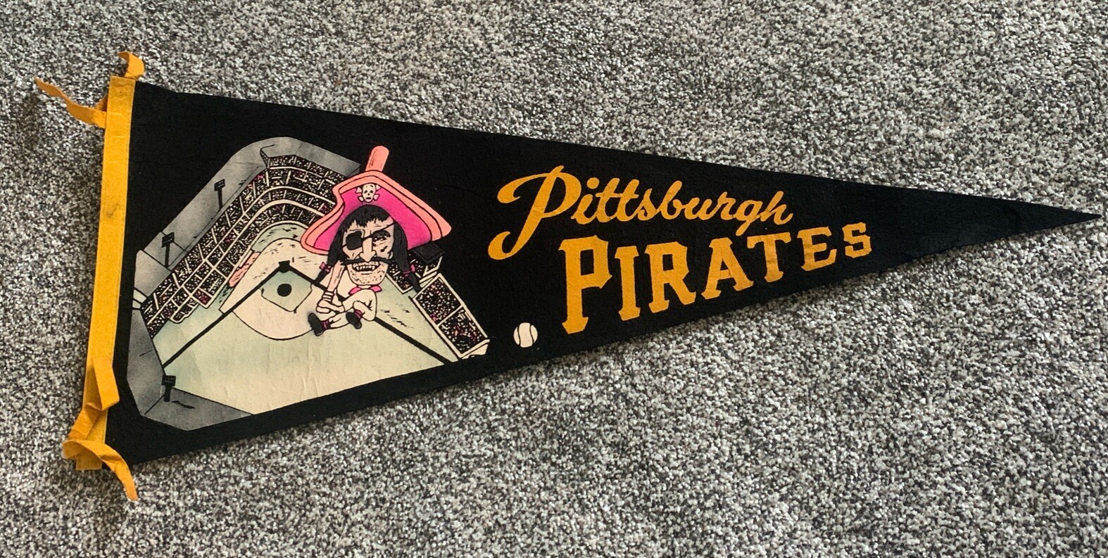 1960'S PITTSBURGH PIRATES FORBES FIELD FULL SIZE PENNANT Bat Behind ...