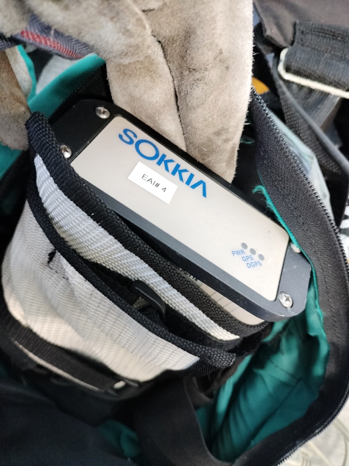 LOT of Sokkia Omnistar GPS GIR1400 Receiver - CDA-3 Antenna - Backpacks ...