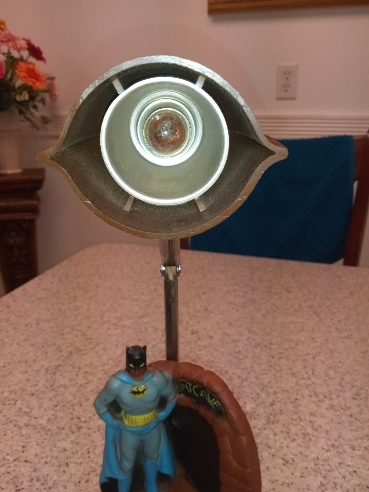 VINTAGE 1970'S BATMAN/BATCAVE DESK LAMP - MODEL NO. 8002 - VANITY FAIR ...