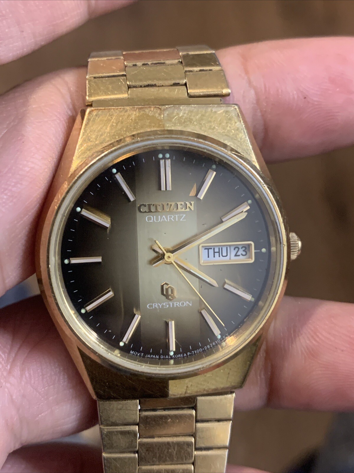 Citizen CQ Quartz Crystron 44-3662 Wrist Watch Gold Tone Day/Date ...