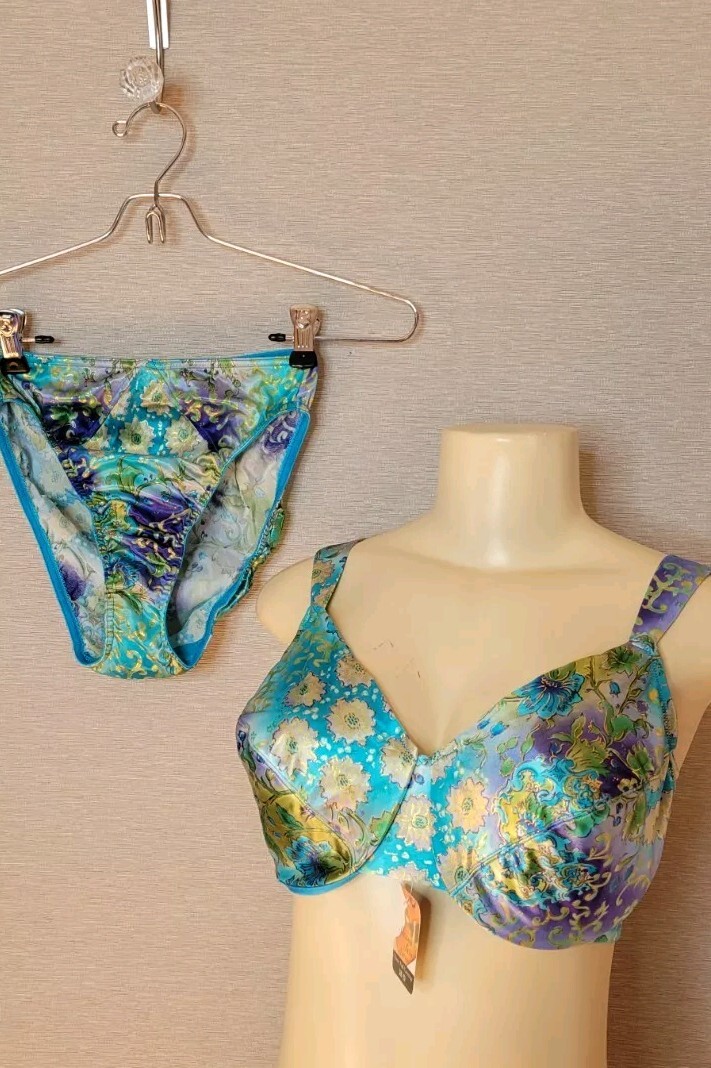 True Vintage Victoria Secret Second Skin Satin Bra & Panty Set RARE NWT ...