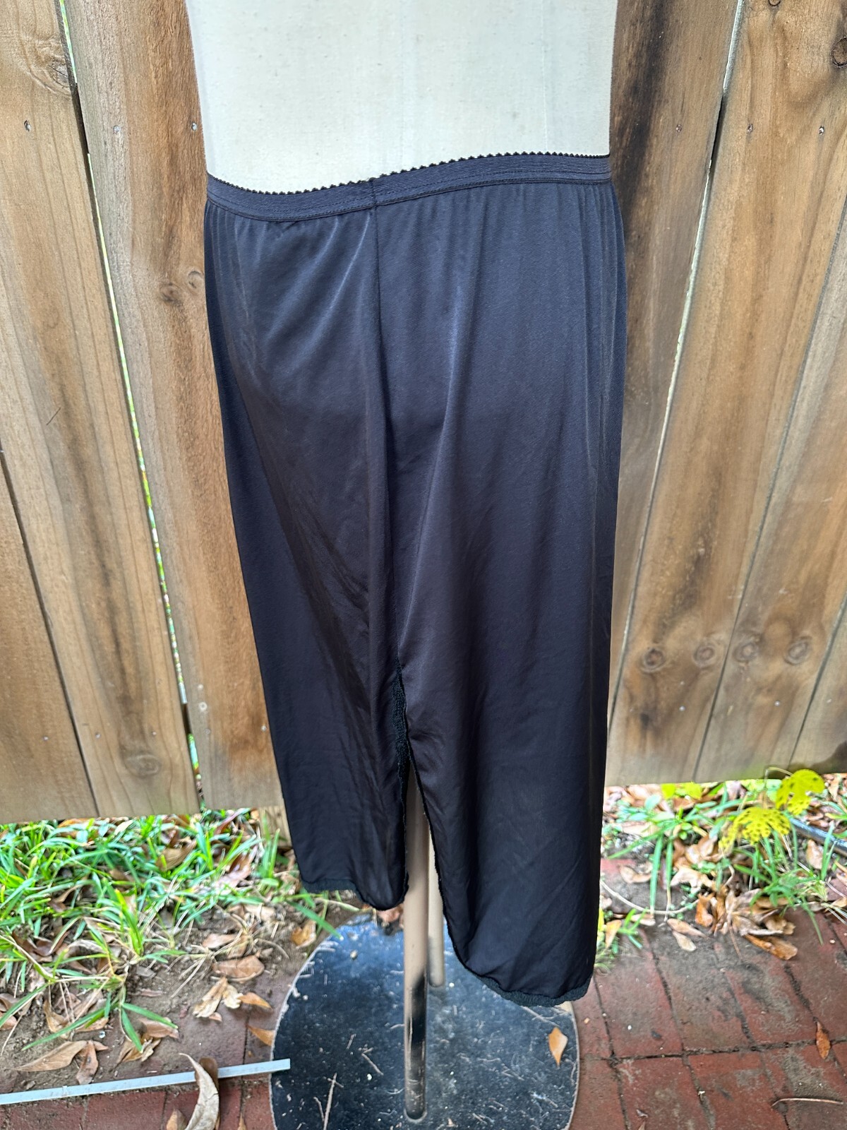 Vintage Shadowline Silky Nylon Half Slip Black 2x Gem