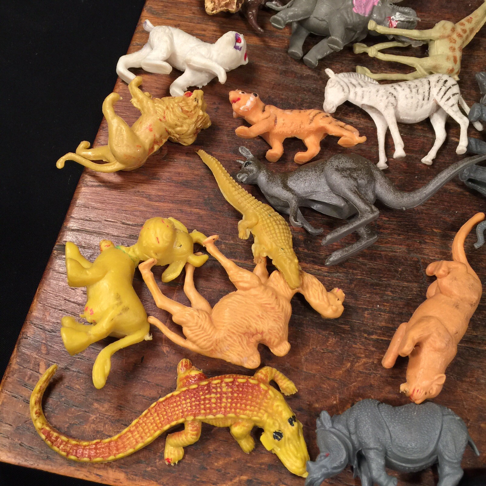 Vintage Toy Animal Lot (62) Plastic Elephant Tiger Alligator Camel ...