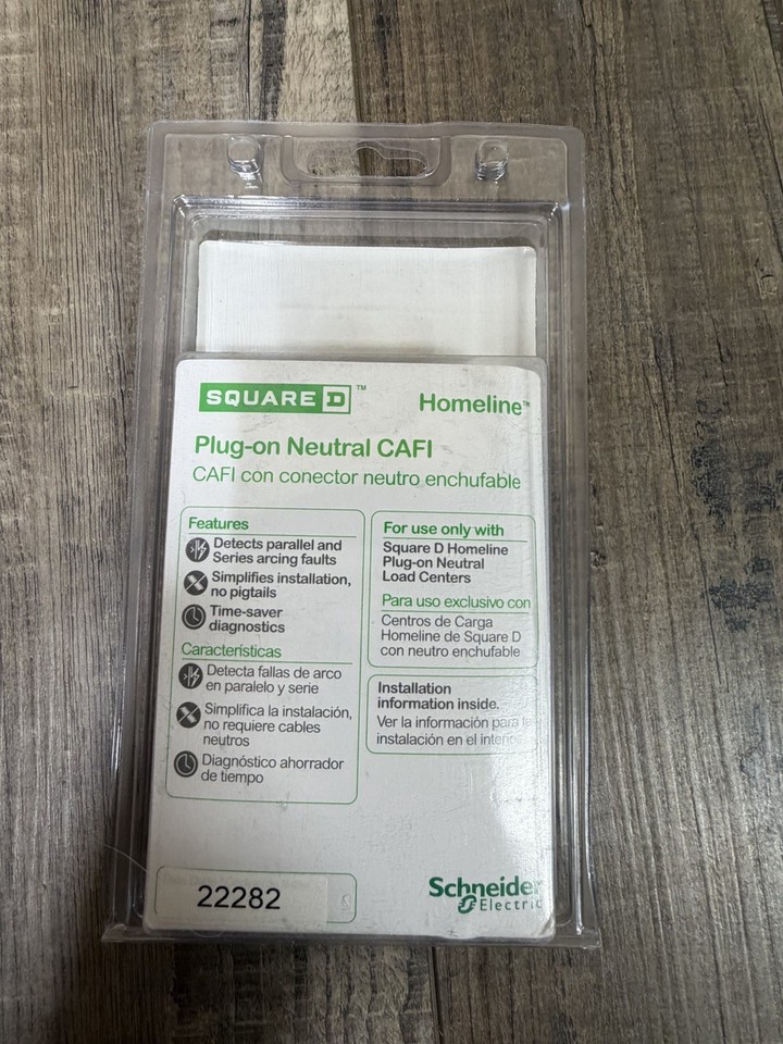 2x Square D Homeline Circuit Breaker 1-Pole CAFCI Plug-On Neutral 20A ...