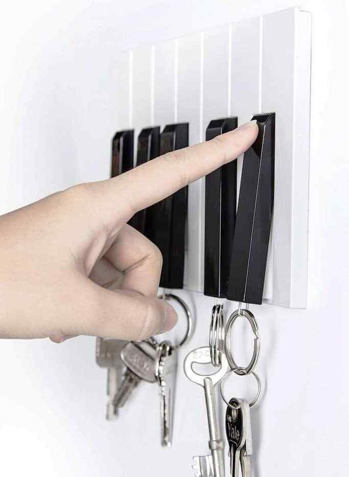 Qualy Whistle Key Piano + Wall Key Holder | eBay