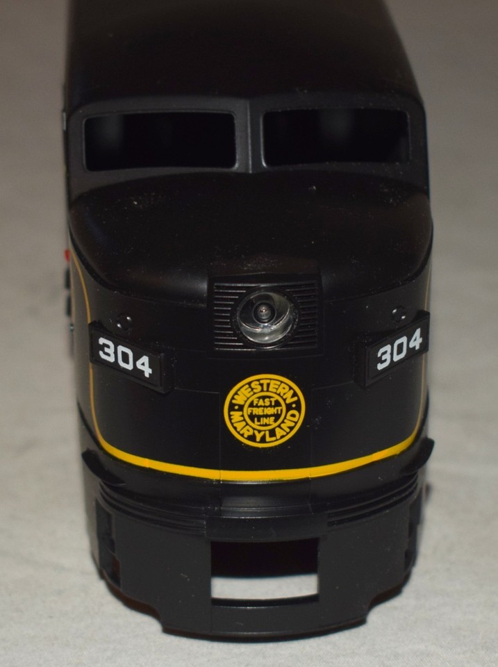 Weaver FA-2 Diesel Locomotive A Unit Western Maryland WM #304 O Gauge 2 ...