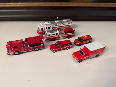 Code 3 Greenlight FDNY Rescue Fire Mack Seagrave Parts Kitbash Lot 1:64 ...