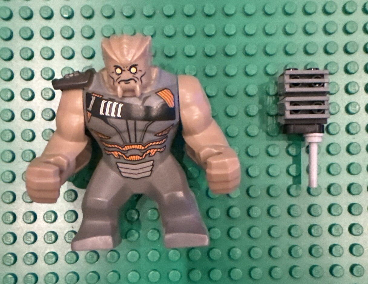 Lego Cull Obsidian Big Minifigure 76108 Big Fig sh507 black order ...