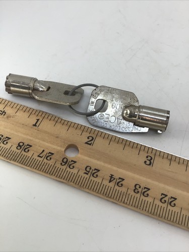 Matching Pair ACE Chicago Lock Vending Machine Keys Soda Coke Coca-Cola ...
