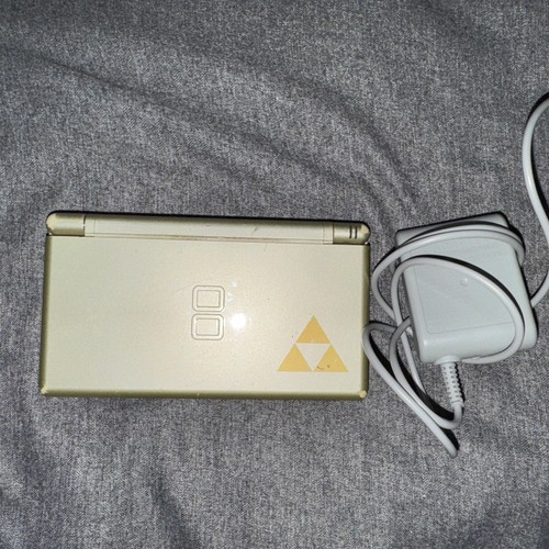 Nintendo DS Lite Handheld Console - Legend of Zelda Edition Tested ...