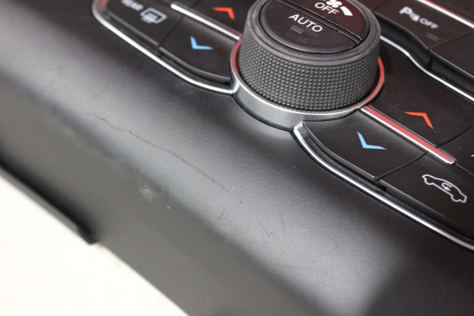 2015-2020 DODGE CHARGER SRT HELLCAT CLIMATE CONTROL PANEL CENTER STACK ...