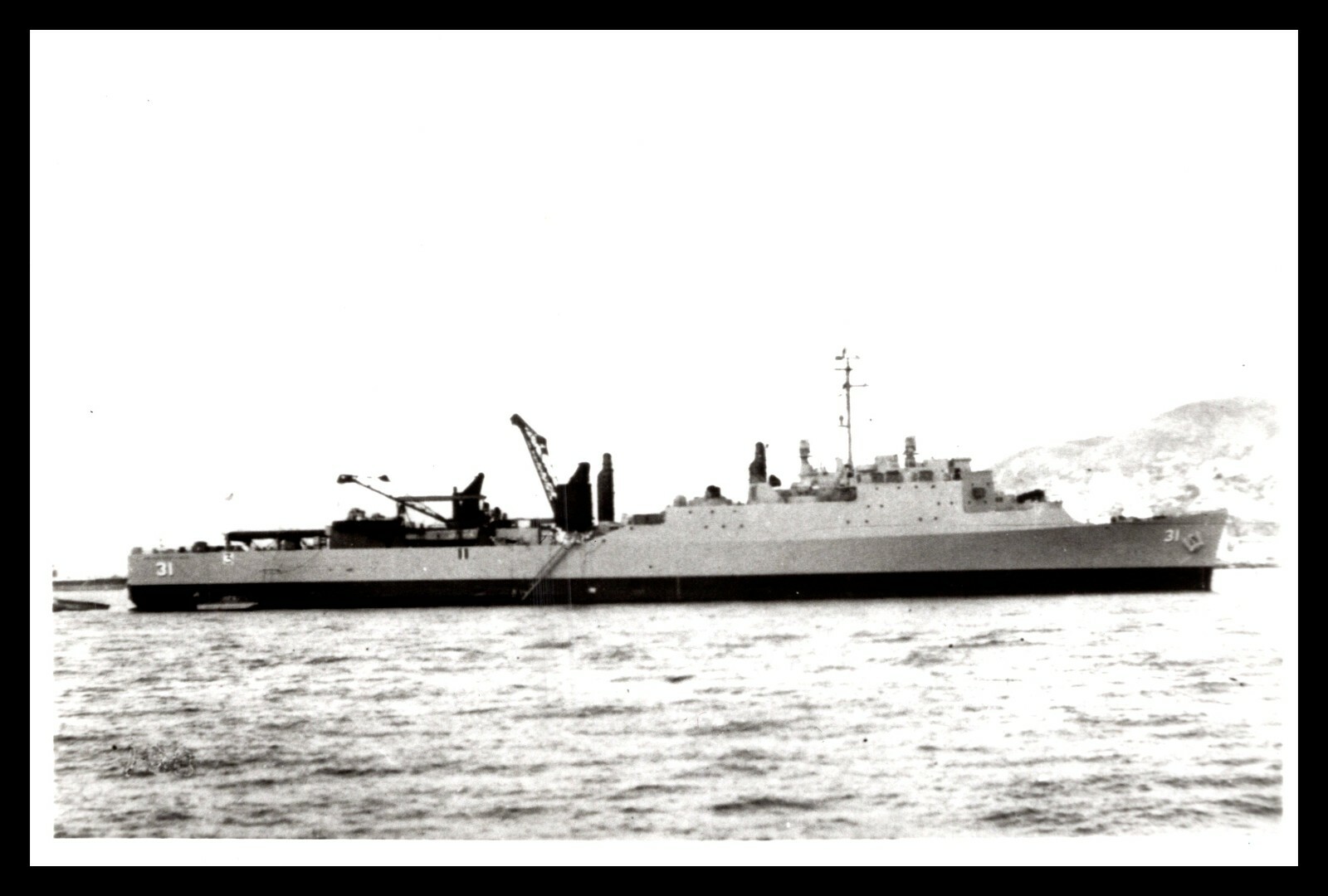 Photo USS Point Defiance LSD-31 c1961 | eBay