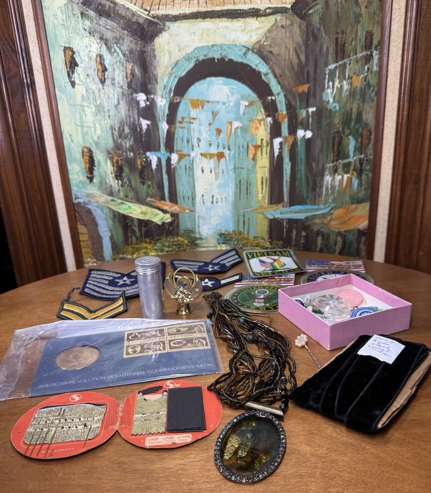 Vintage Lot Of Miscellaneous JUNK DRAWER TREASURES | eBay