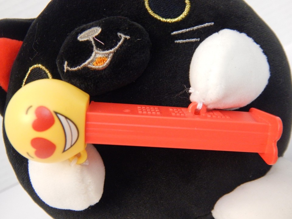 Zuru ~ Snackles * Luna the Black Cat Plush w/Smiley Face PEZ | eBay