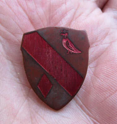 WWII 19th Field Artillery Regiment DI DUI Unit Crest Pin ROBBINS ...