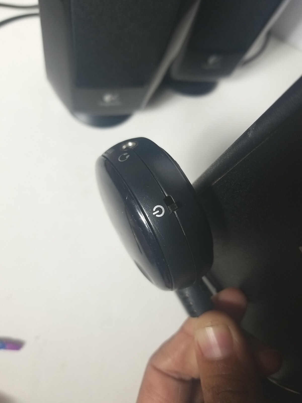 Logitech S220 Computer Speakers with Hand Controller Loud Subs for a ...