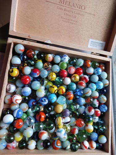 Vintage Marbles- 250 marbles in wooden cigar box 3.3+ lbs. | eBay