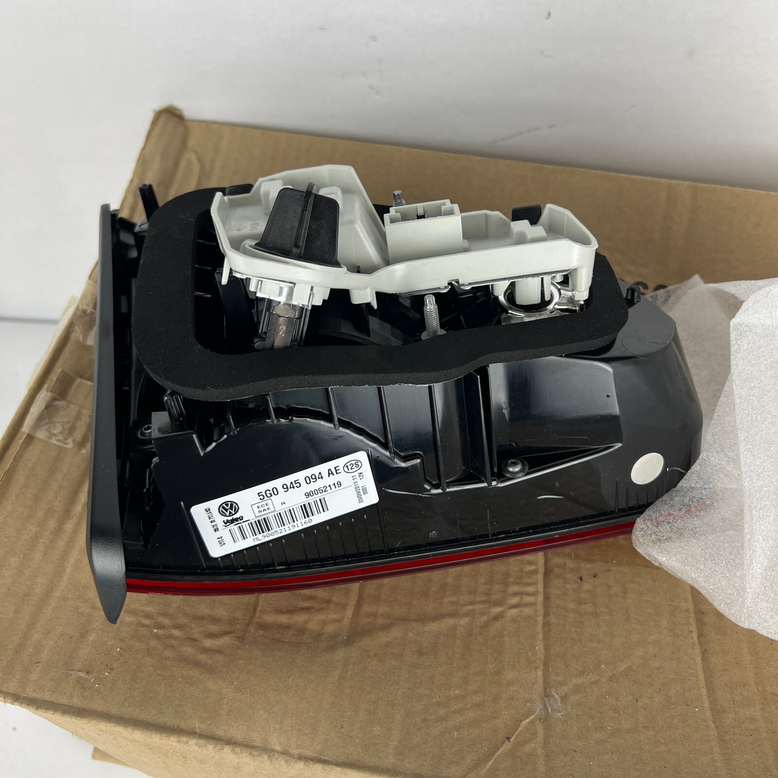 NEW OEM 2015 - 2017 Volkswagen Golf R Right Inner Tail Light Lamp 5G0 ...