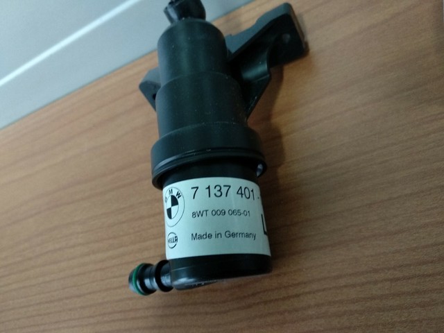 BMW 7 E65 Front Bumper Left Side Headlight Washer Nozzle 61677137401 ...