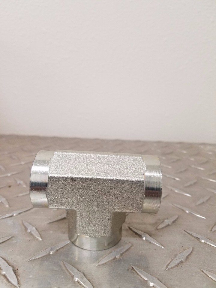 5605-20-20-20 Hydraulic Tee, 1-1/4" Female Pipe Adapter, Forged Steel ...