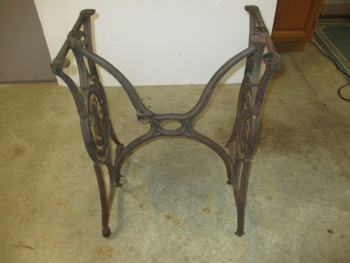Iron Sewing Machine Stand