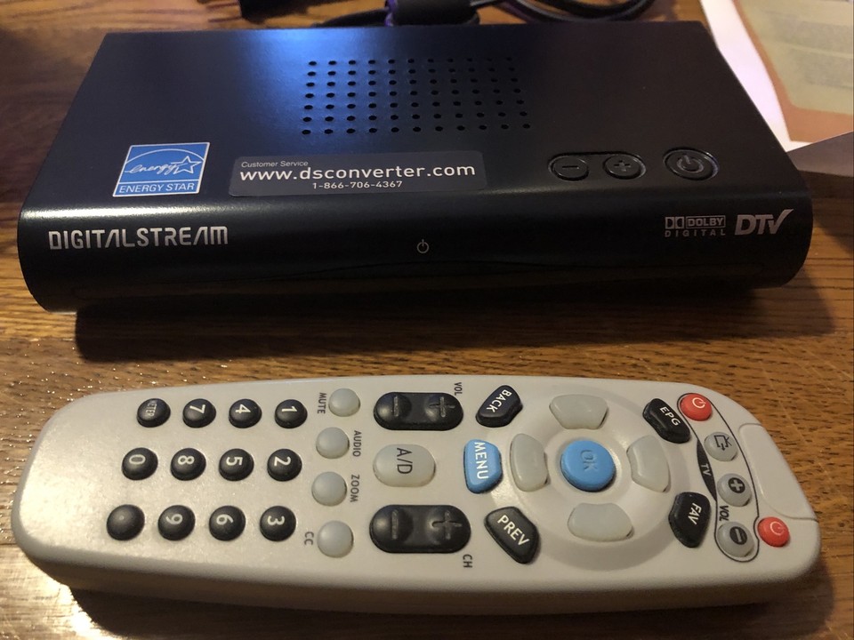 Digital Stream Analog Pass-Through DTV Converter Box DSP7700T ...