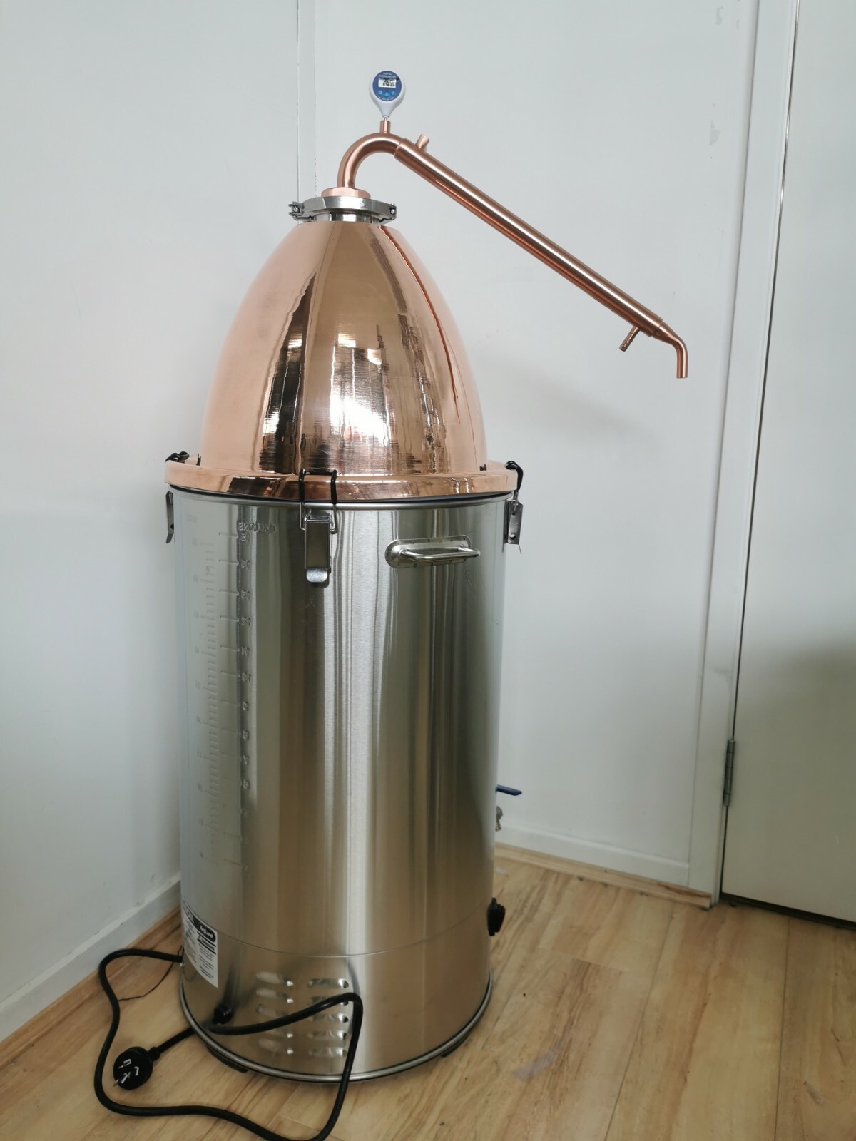 65L Alembic Copper Dome & Condensor Pot Still Kit Free power station ...