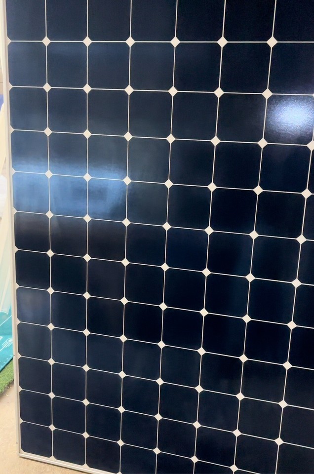 SunPower 435W Solar Panel SPR-E20-435-COM + Freight Shipping. | eBay