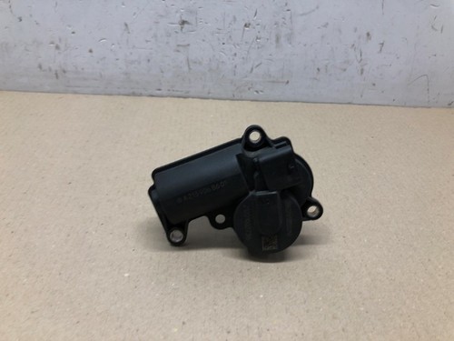 Débouché Mercedes-Benz Vito Tourer (447.7) 2020 A2139068601 | eBay