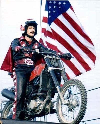 Andy Samberg 2007 Hot Rod Year Riding Bike By American Flag 8x10 photo | eBay