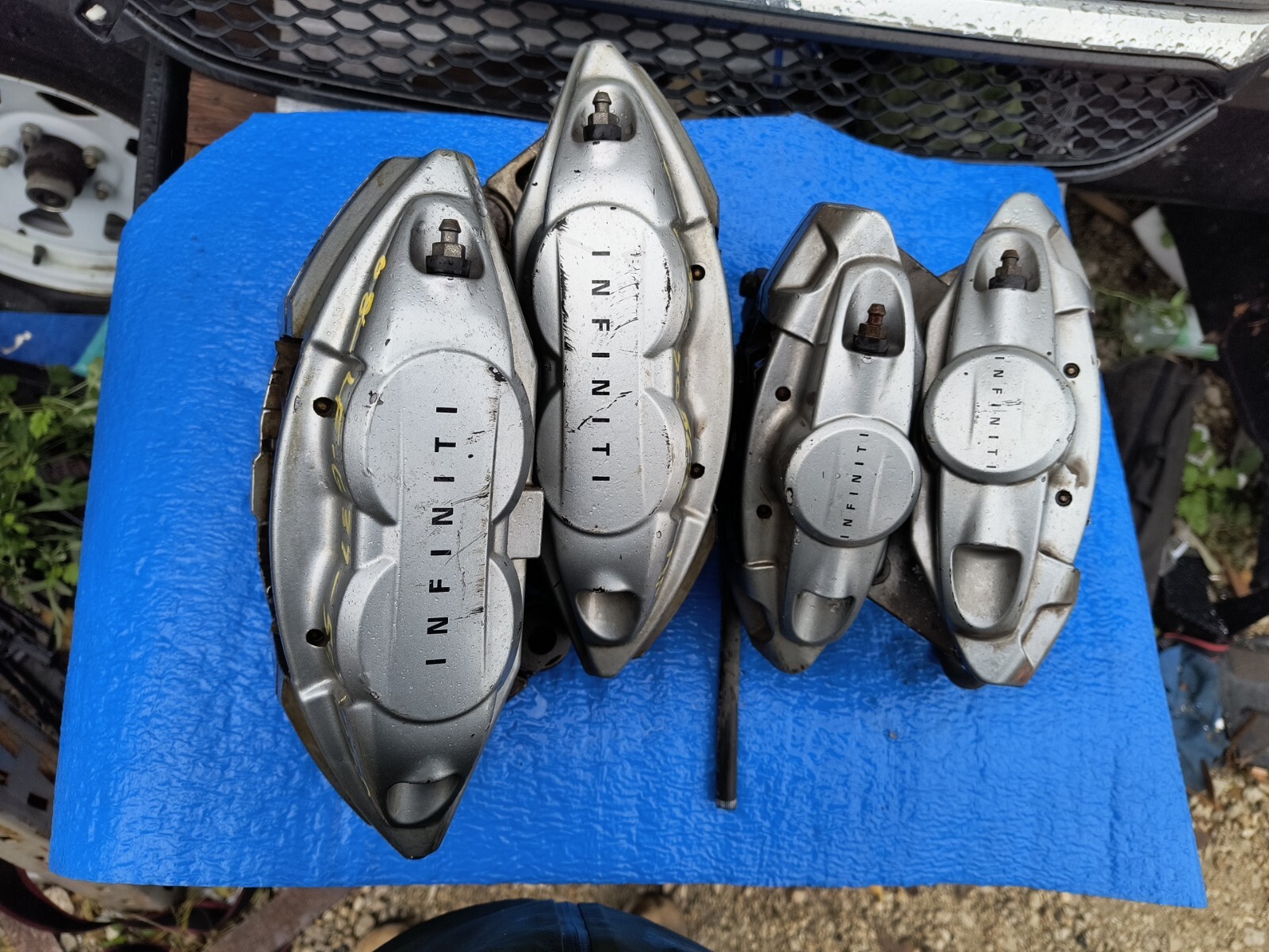 Akebono G37 Sport Brake Calipers OEM Caliper Set 370Z M37 350Z G35 G35S ...