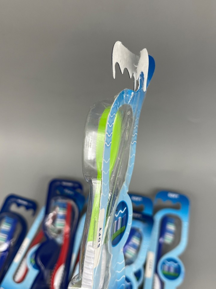 Oral-B Healthy Clean Toothbrush, Soft, Assorted Colors, Damaged Boxes x ...