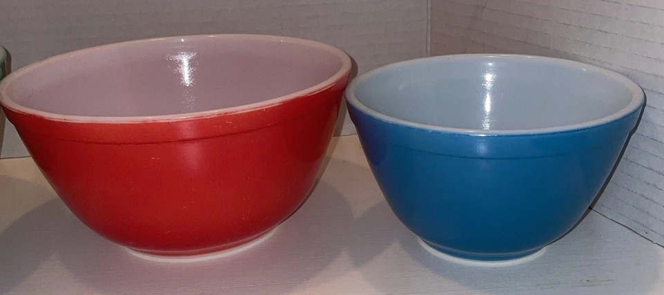 Beautiful Set Pyrex Nesting Mixing Bowls EXCELLENT Condition | eBay