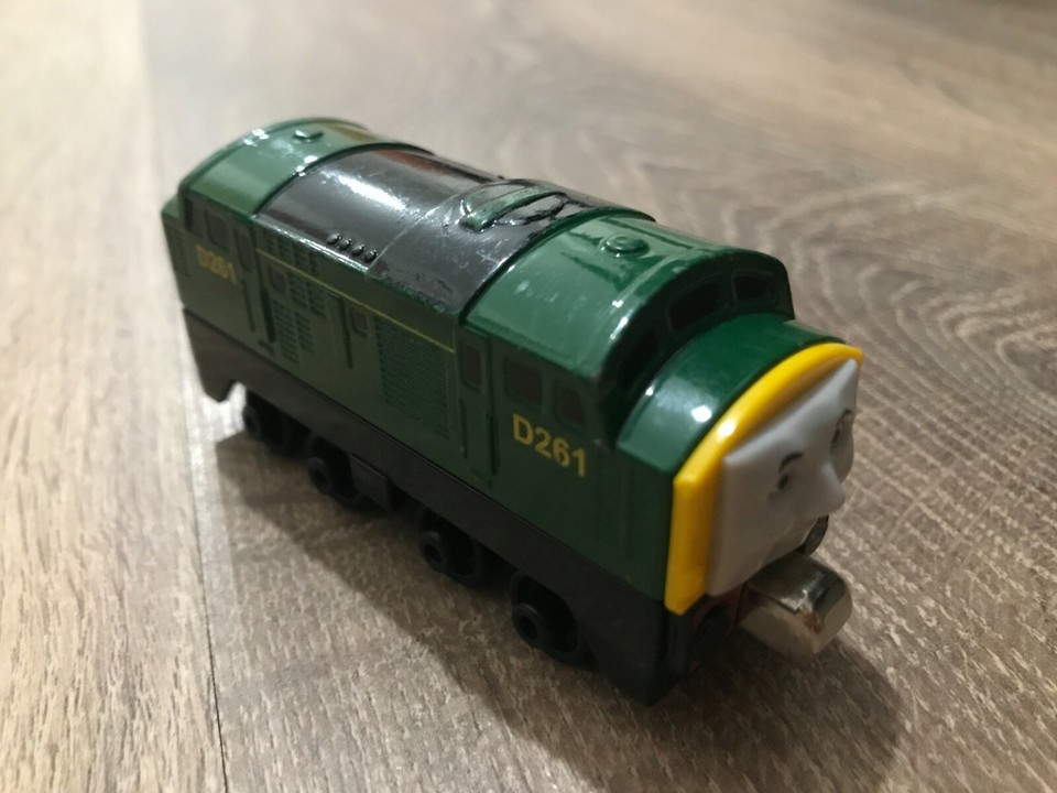 Thomas The Tank Engine & Friends Take NPlay Diecast 2*Multi Listing ...