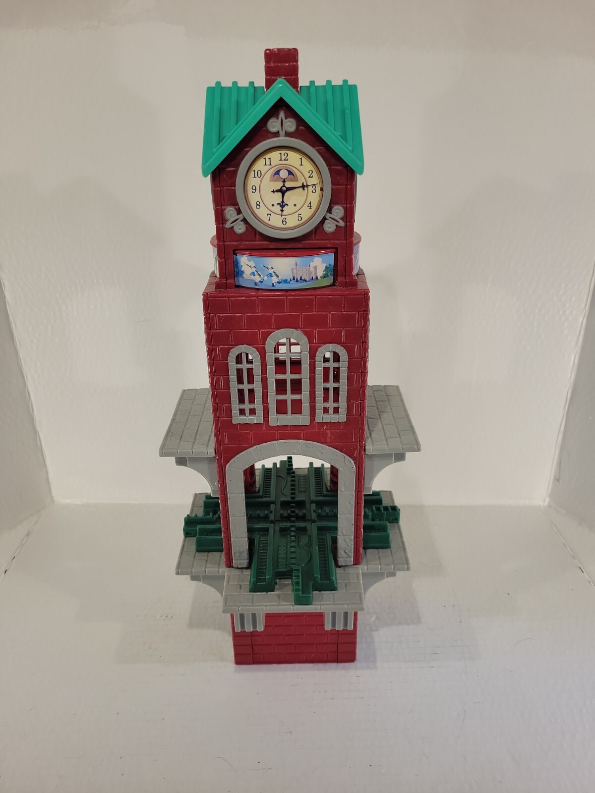 GeoTrax High Chimes Clock Tower - PLUS EXTRA PARTS = 9 Tracks & One ...