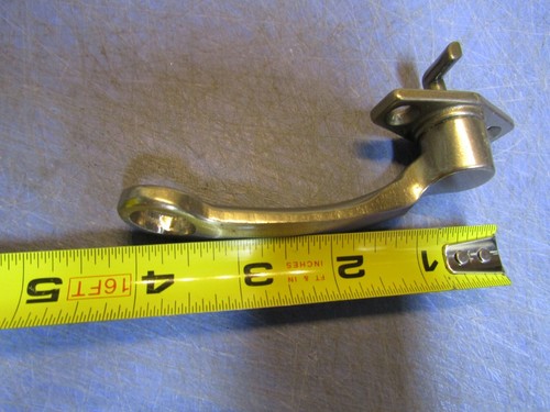 1 MELRON Right Hand Casement Project-In Locking Handle 7/16" Hook ...